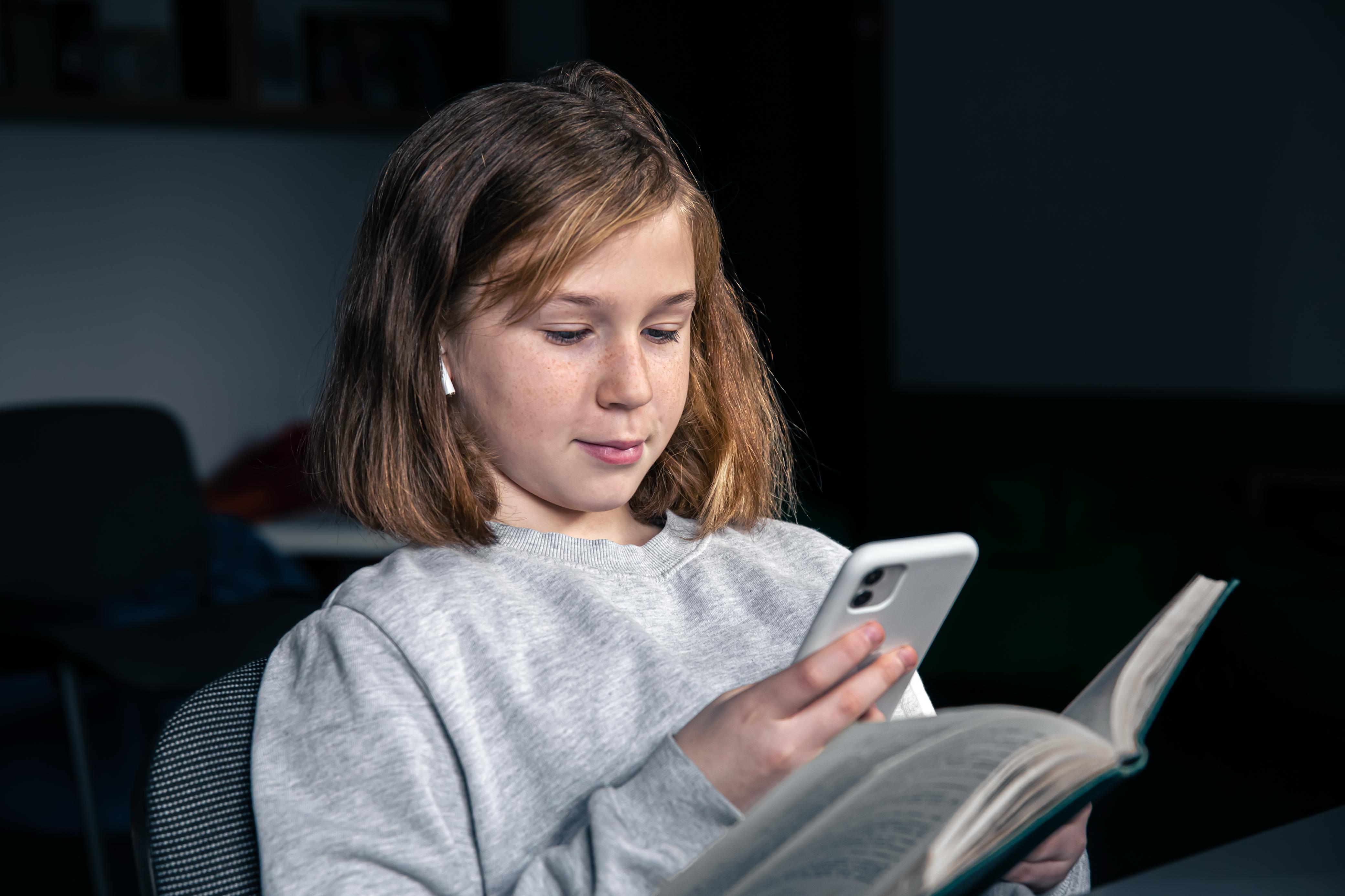 Screen Time vs. Study Time: Art of Healthy Balance